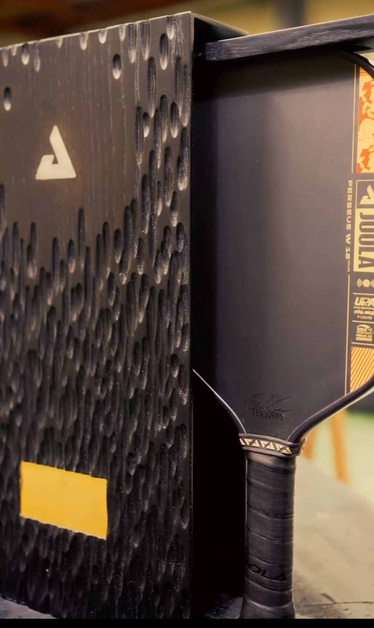 Video JOOLA Perseus Pro IV 16mm Year of the Horse phiên bản Limited ...